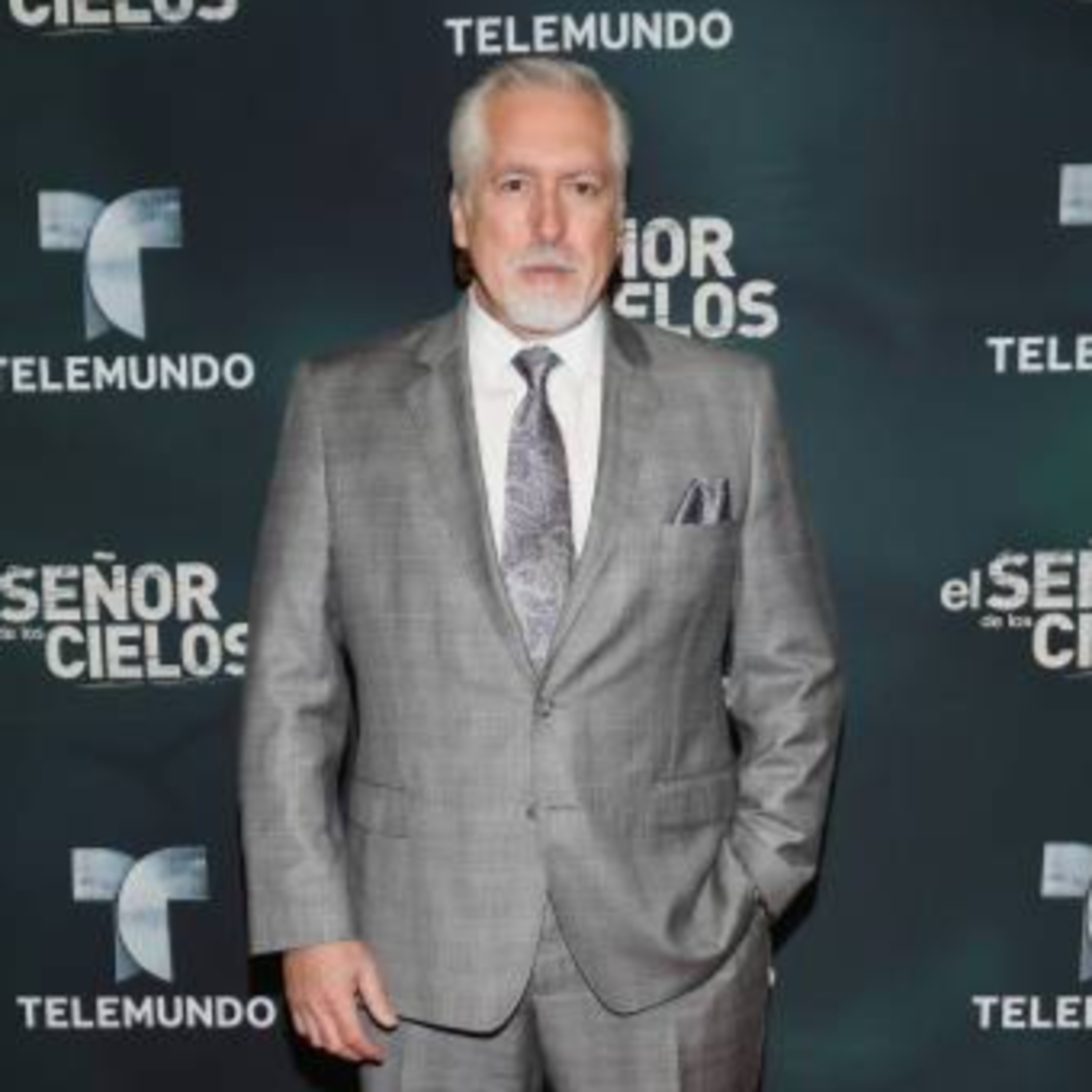 LA Aviación y El Kung fu No Pudieron mas que la ACTUACION, ROBERTO ESCOBAR (ACTOR) – BIOGRAFIA ...