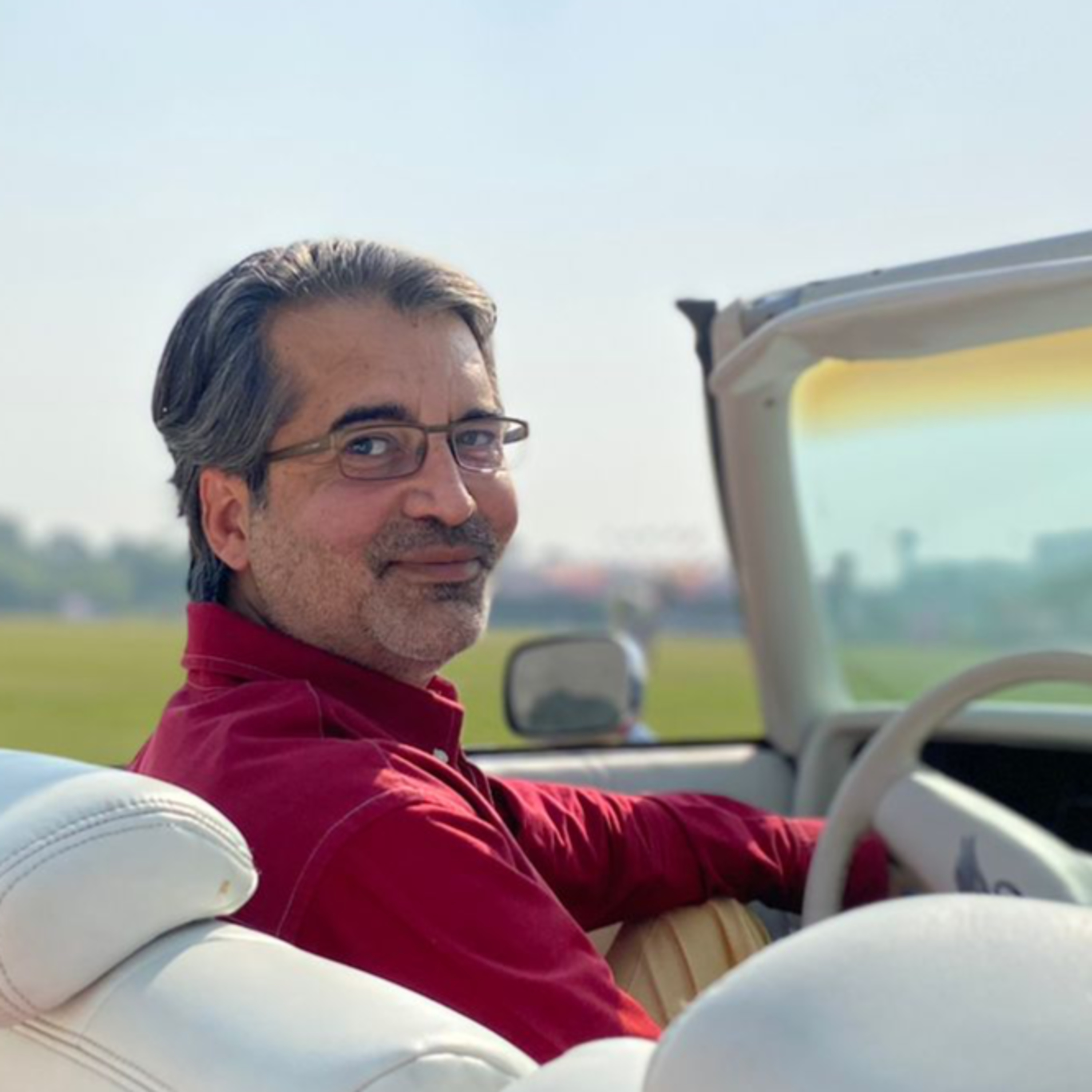 FIRST Virtual Classic Car Museum in Pakistan - Launched 2022 | Interview with Shoaib Qureshi ...