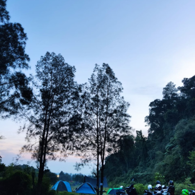 Kemping diMandalawangi by Tempat sambat