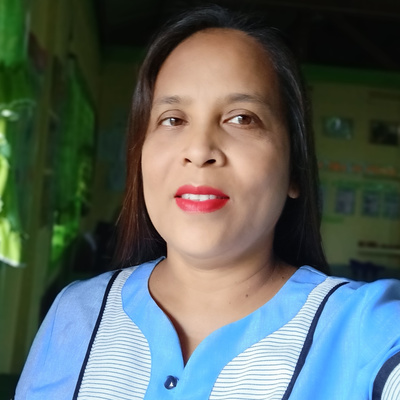 Counting groups of equal quantity using concrete objects up to 50 & writing an equivalent ...