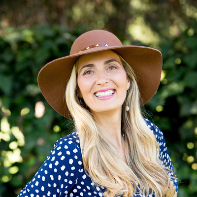 The Green Beauty Mom Dialogue Series • A podcast on Spotify for Creators