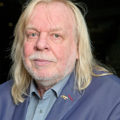 Rick Wakeman's Iconic Career - A Life on Keys by Warm Classic Rock ...