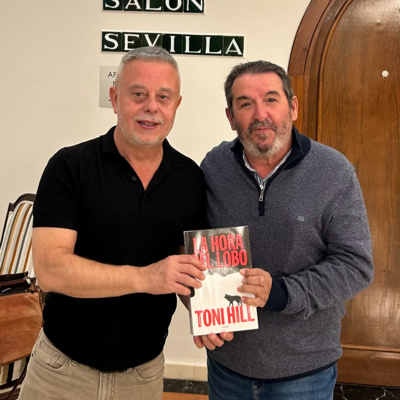 TONI HILL, LA HORA DEL LOBO by La Biblioteca de Sollo