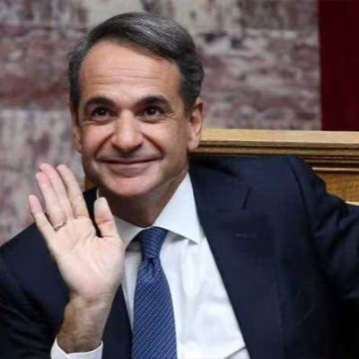 ΠΙΣΩ ΣΕΛΙΔΕΣ | Ποιος, ποιος; by Πίσω Σελίδες
