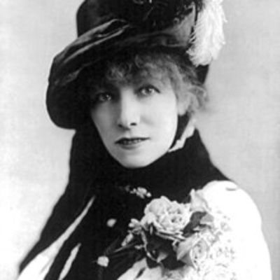 Nace la actriz Sarah Bernhardt (1844) by Efemérides con Nibaldo Mosciatti