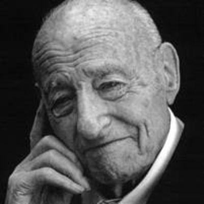 Muere el inventor del Walkie-talkie, Donald Hings (2010) by Efemérides ...