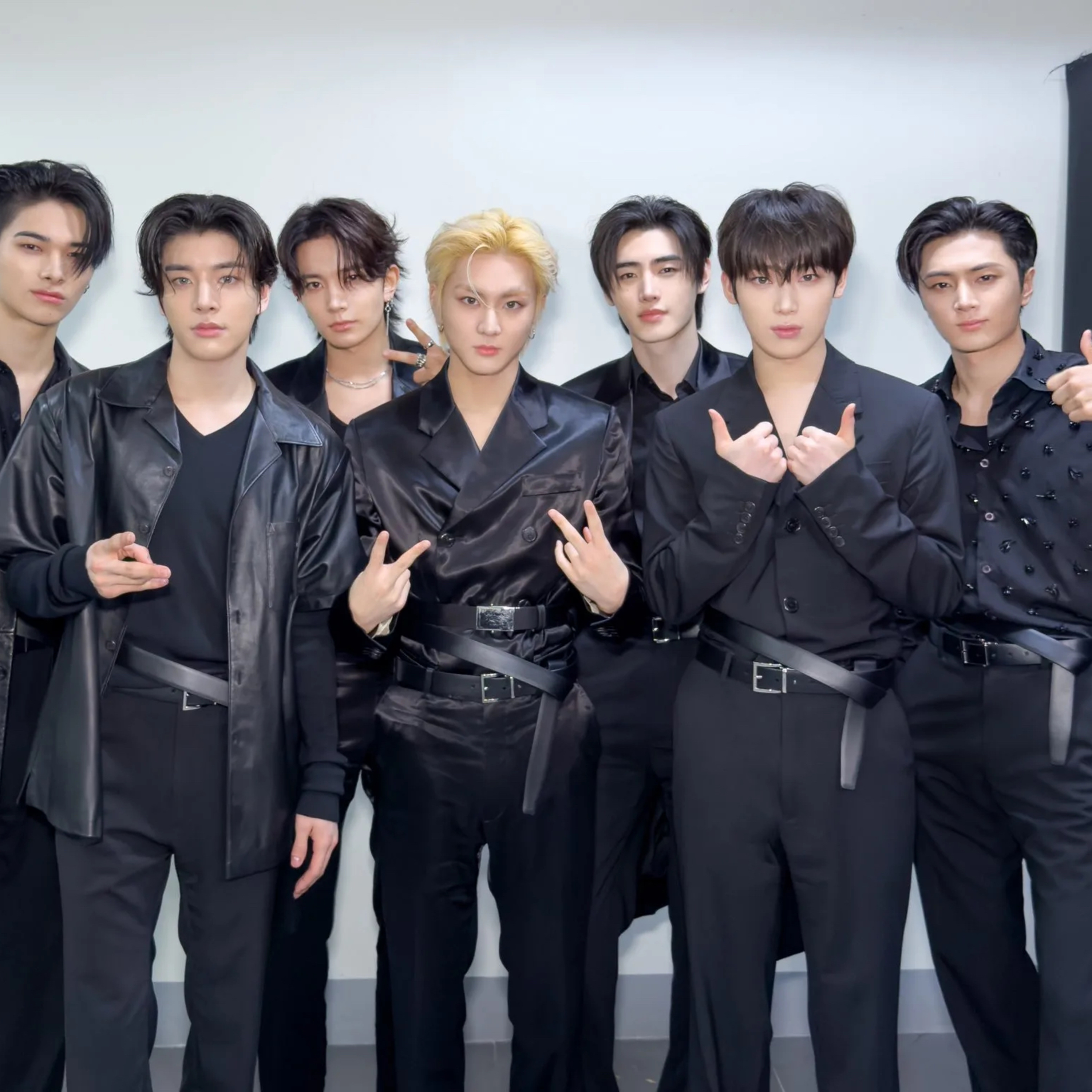 ENHYPEN Wins 'Fans' Choice of the Year' at 2025 MAMA Awards - ENHYPEN ...